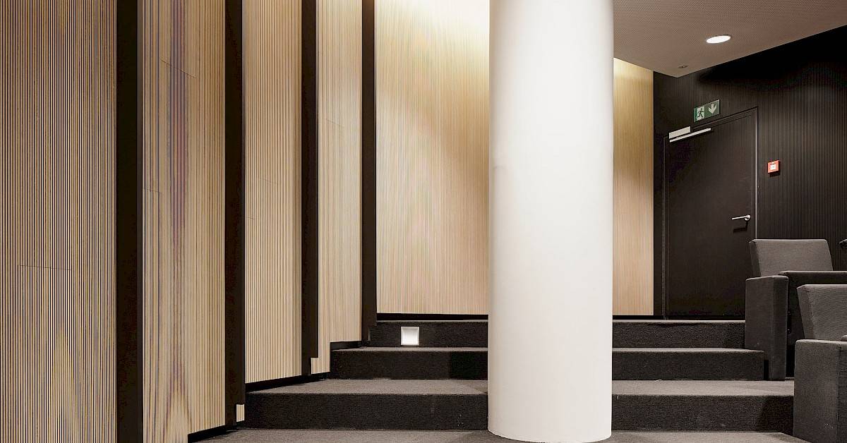 Auditorium Deloitte Gateway Zaventem - Triplacoustics